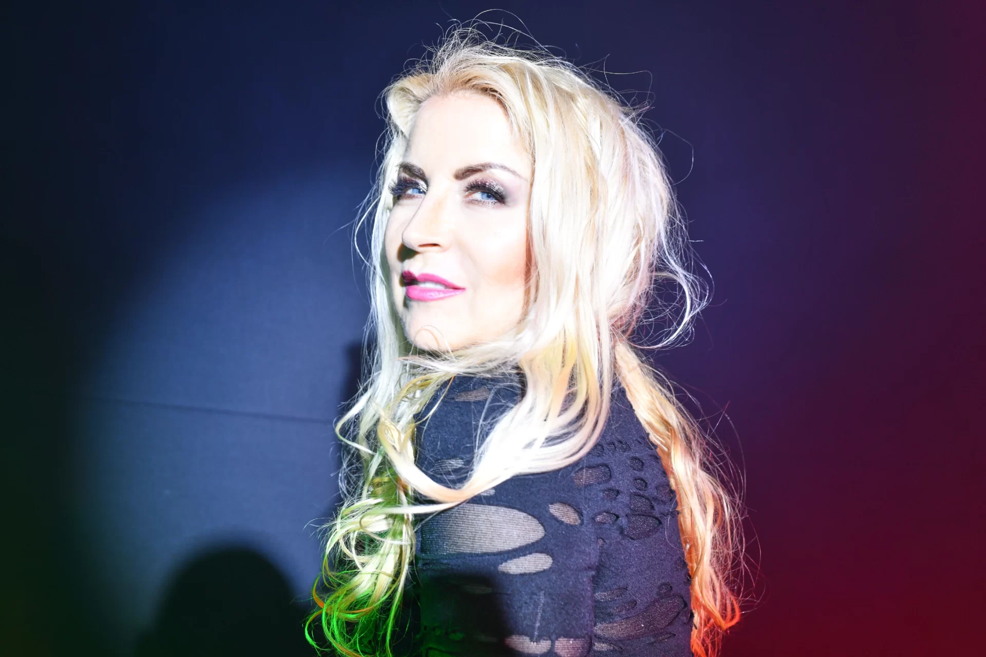 La artista alemana Lian Ross presenta "4You" su cuarto álbum de estudio ...