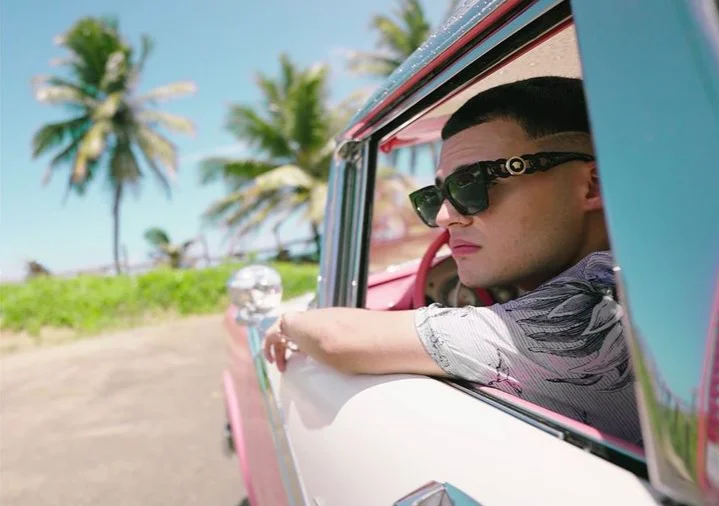 Uziel sorprende con su tema promocional "Lloraré" - Con Pochoclos