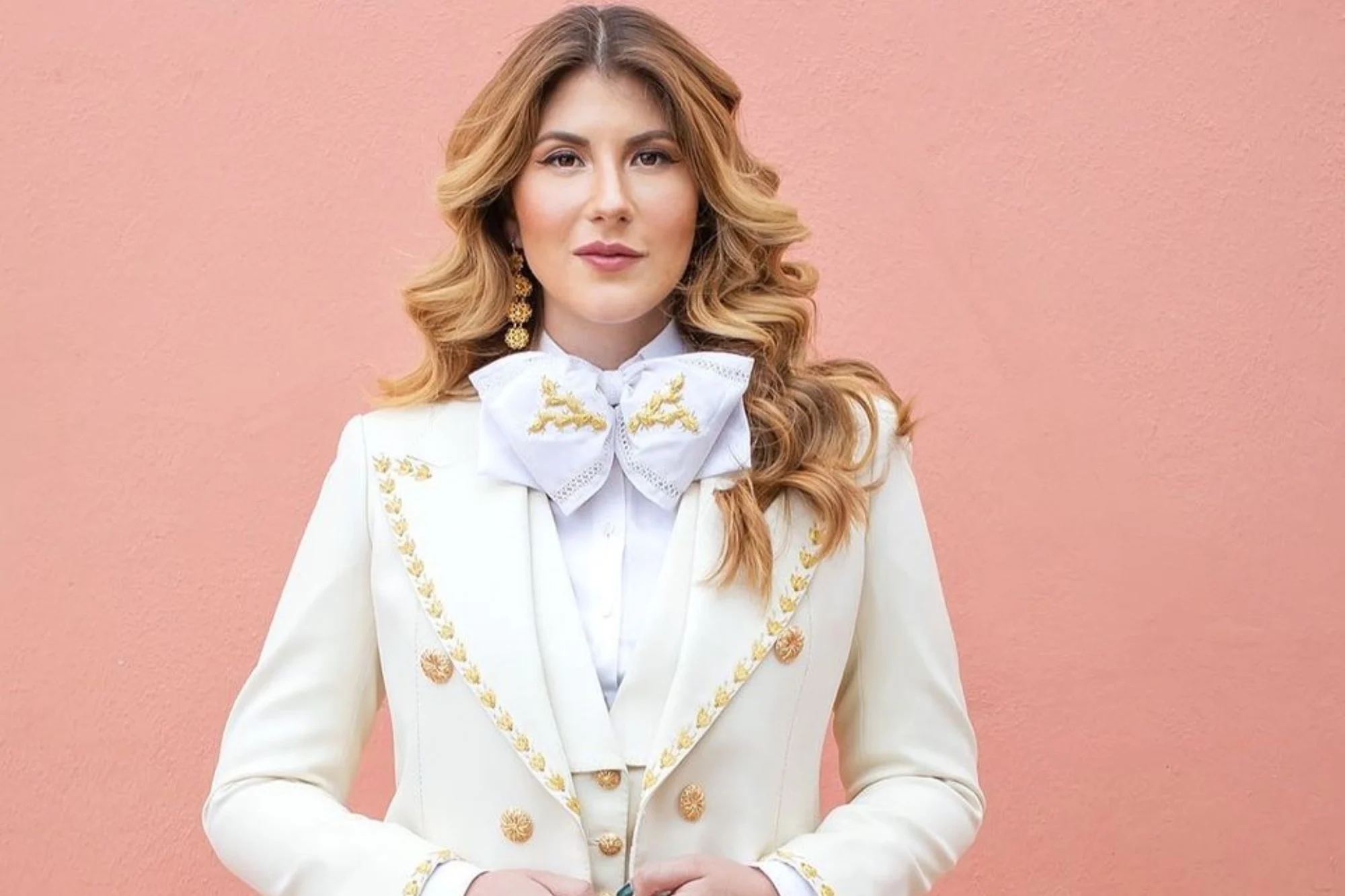 Nora González lanza su sencillo inédito “Ese Tren Ya Se Fué” - Con ...