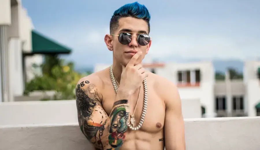 El artista urbano Lenny Tavárez sorprende a sus fans con su nuevo y ...