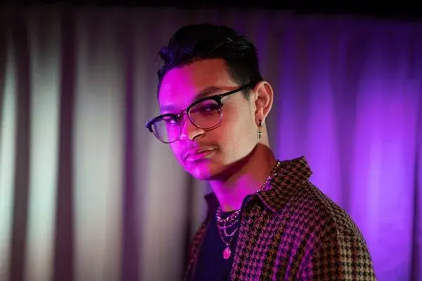 Sebastián Medina "Sbm" lanza su nuevo disco “Niveles” - Con Pochoclos